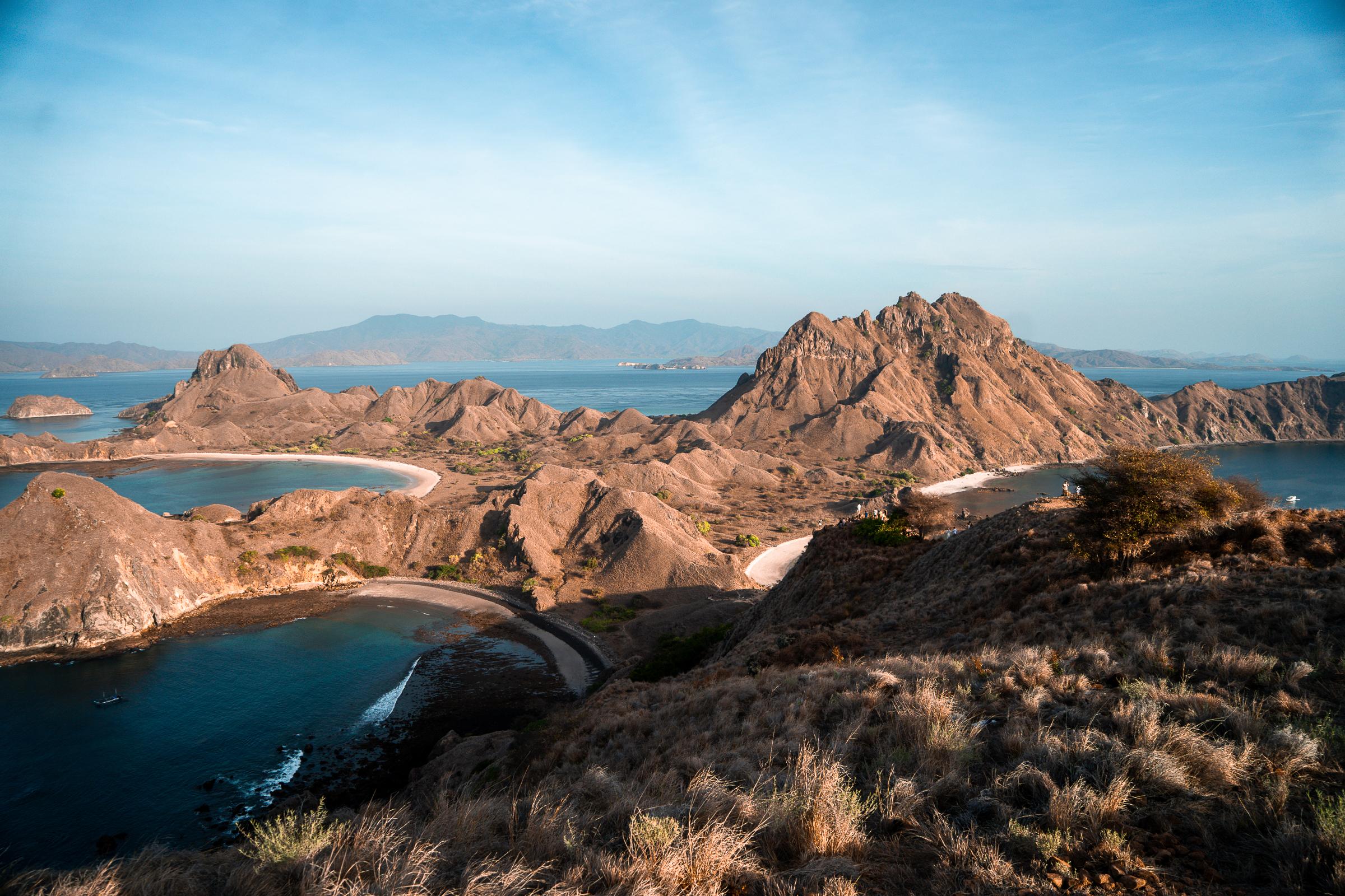 Komodo Island Tour | Komodo Tour Operation | Komodo Land Tour
